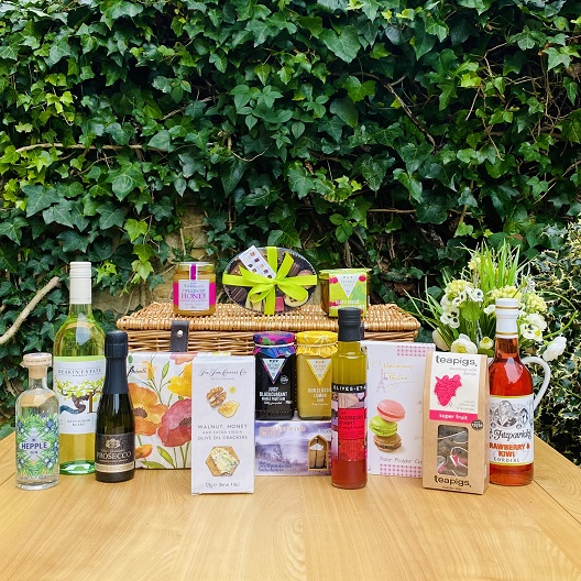 The Ladies Wicker Hamper - Click and Collect